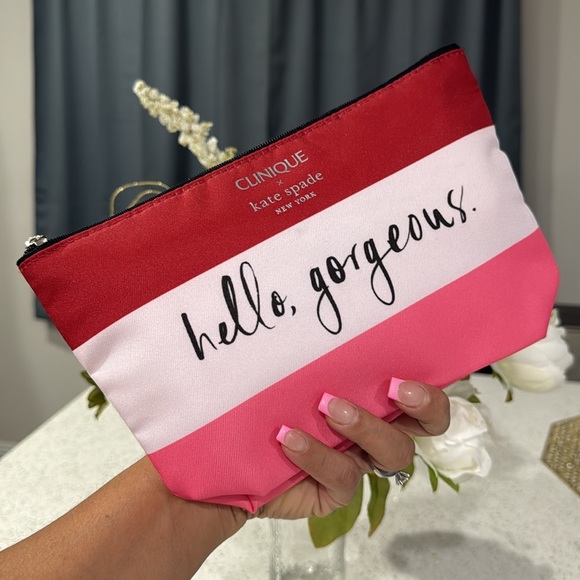 Clinique | Bags | Nwt Clinique X Kate Spade Makeup Bag Hello Gorgeous ...